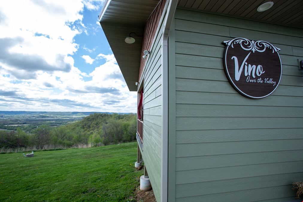 Vino Over the Valley Restaurant/Wedding Venue/Event Center - S2430 ...