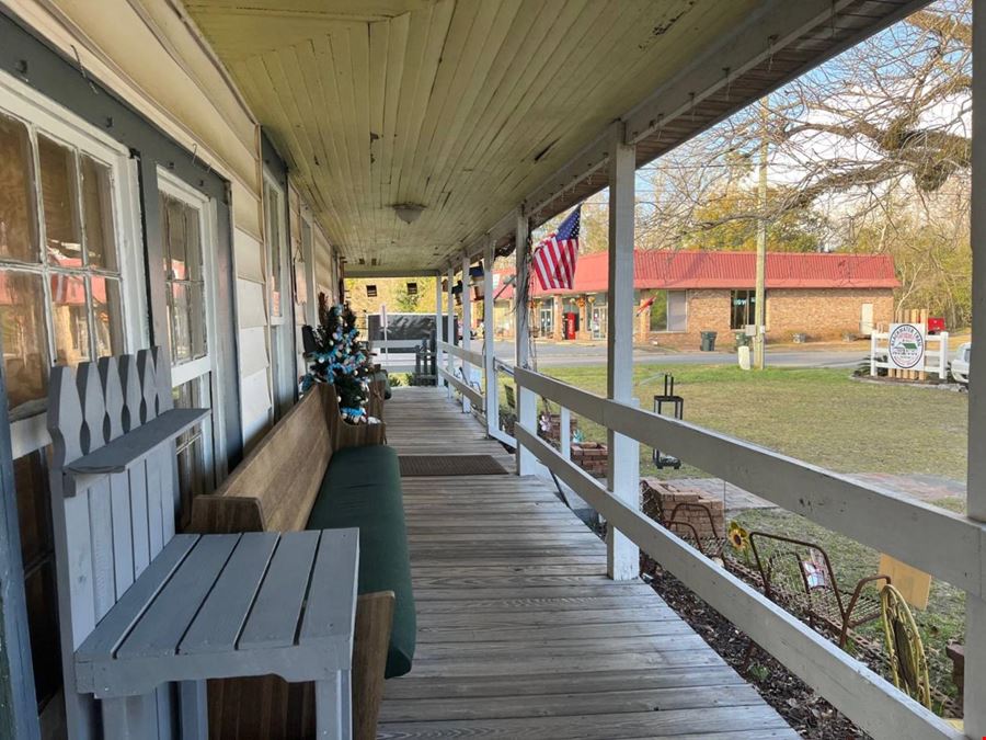 6705 Berryhill Street, Milton, FL 32570 | CommercialSearch.com