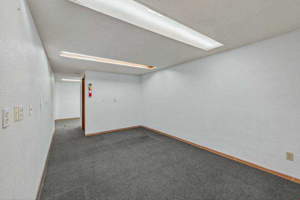 5201 & 5205 Lakeland Avenue North, Minneapolis, MN 55429 ...