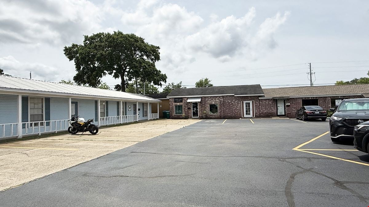 Retail/Office Space for Lease | Pelican Court | Ocean Springs, MS ...