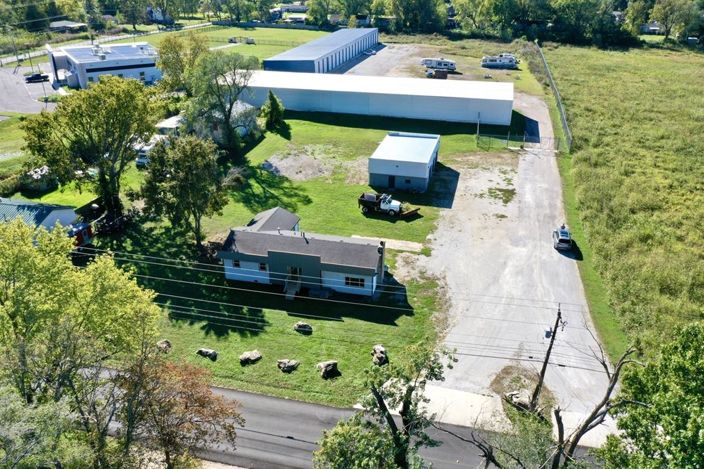 2,912 SF Office & Warehouse Building For Lease in Springfield - 3344 W ...