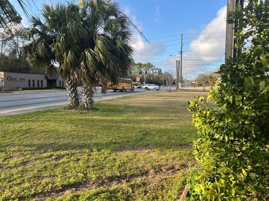 6705 Berryhill Street, Milton, FL 32570 | CommercialSearch.com